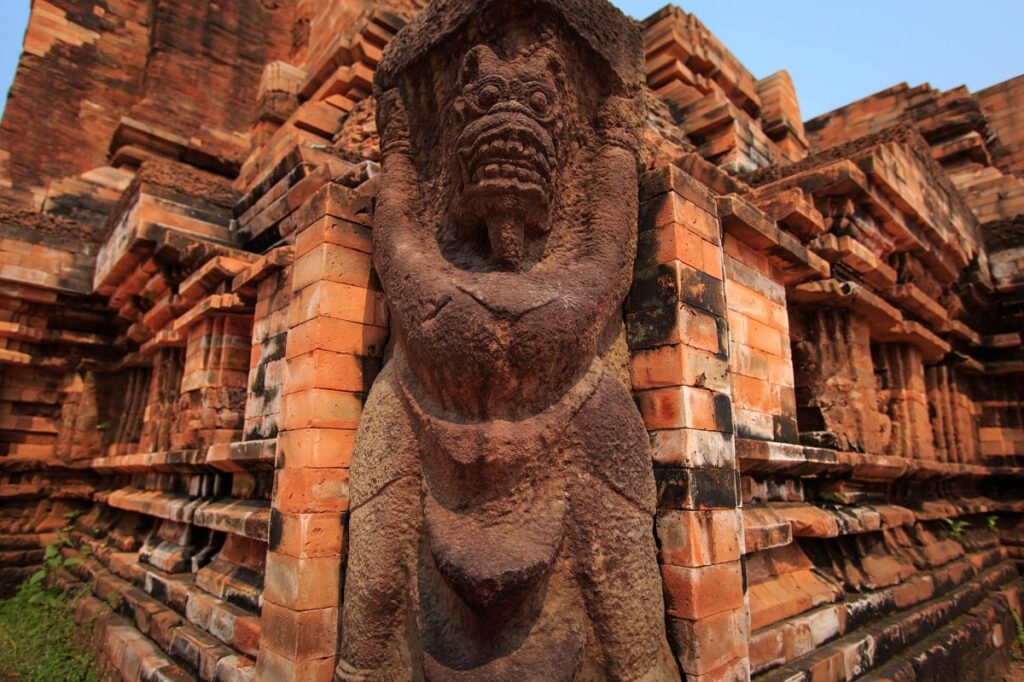 Thánh địa Mỹ Sơn- Vũ điệu của nữ thần Siva – TriViet News